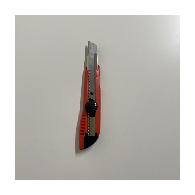 Univerzální odlamovací nůž s kovovým vedením, nůž 18 mm ...